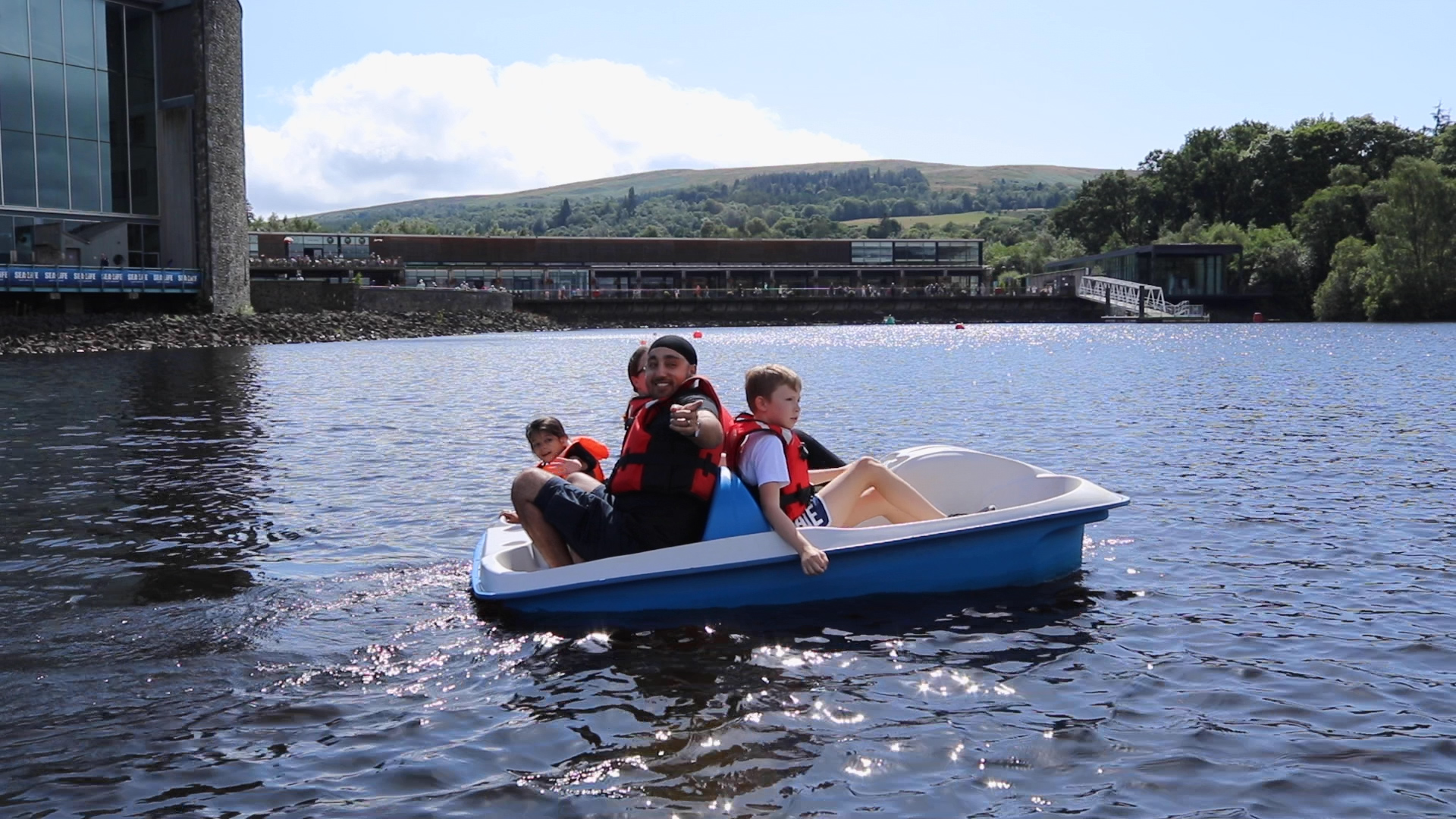 LOCH LOMOND LEISURE SCOTLAND - BOAT TRIPS, TOURS, ACTIVITIES